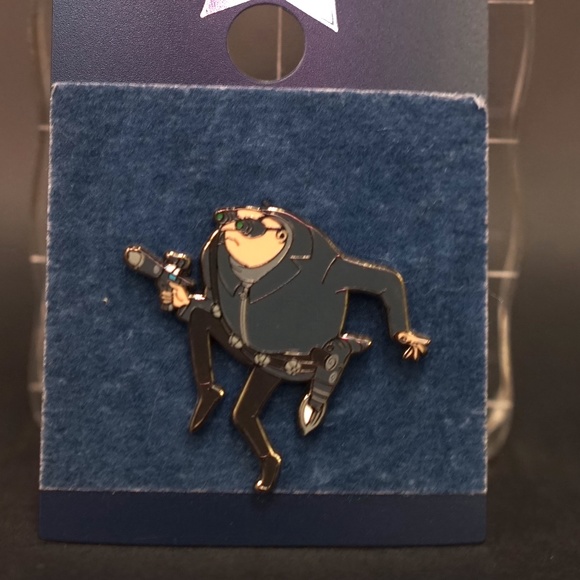 Universal | Other | Universal Studios Despicable Me Gru Pin | Poshmark